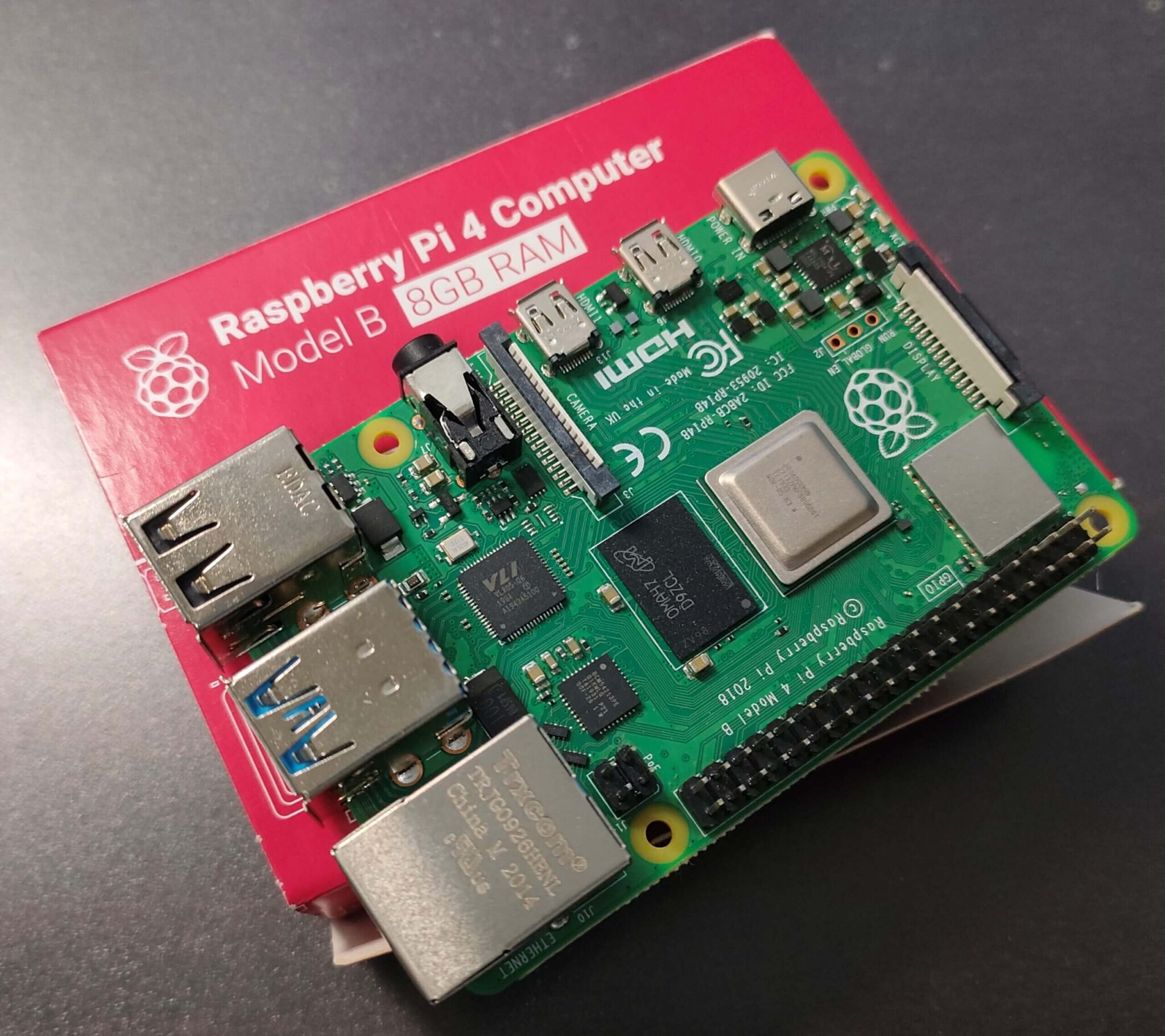 【解説】Raspberry Pi＋Dockerでサーバ構築 - ゆるりーど